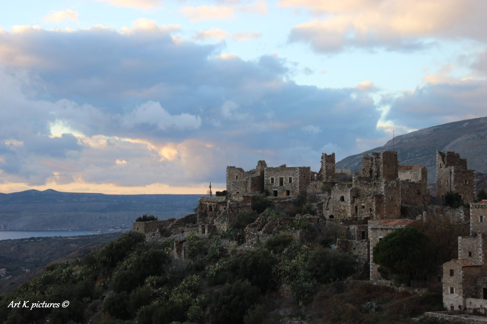 Μάνη Μάνα